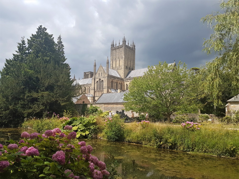 Wells – Little Old World