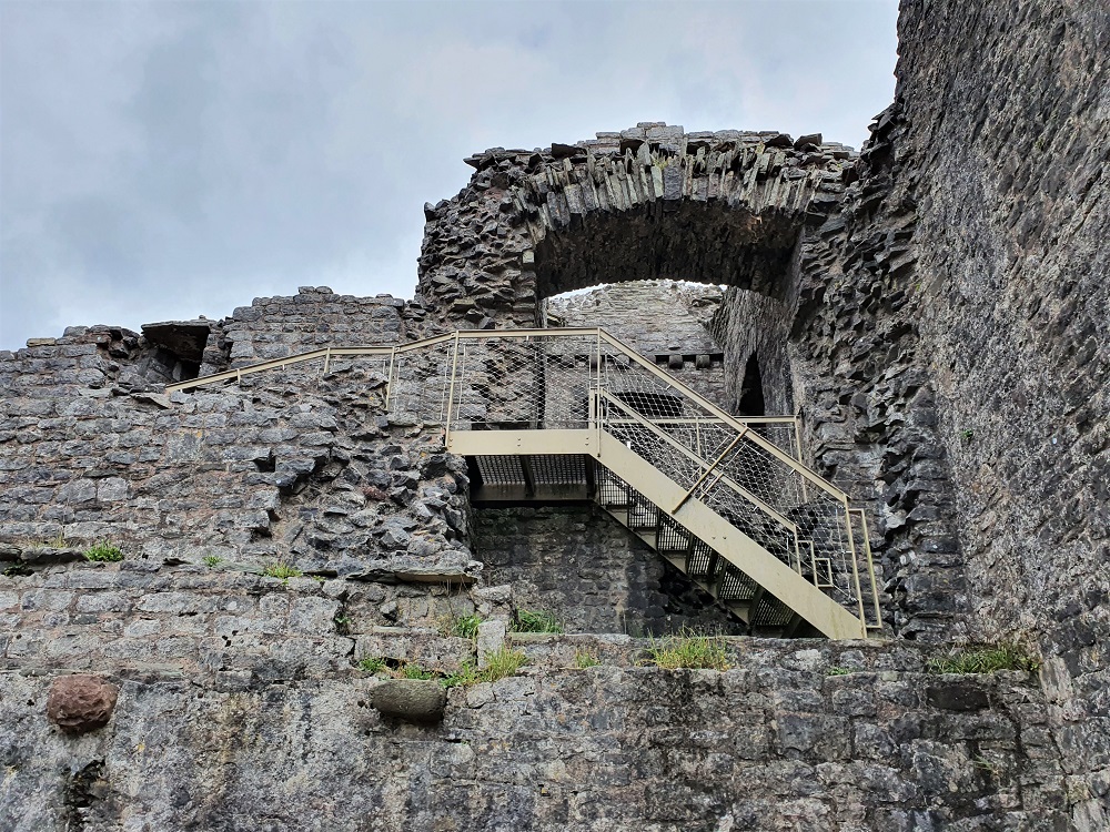 Carreg Cennen Castle – Little Old World